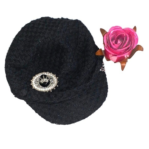 Team Diva | Accessories | Team Diva Black Jewel Pearl Caphat | Poshmark